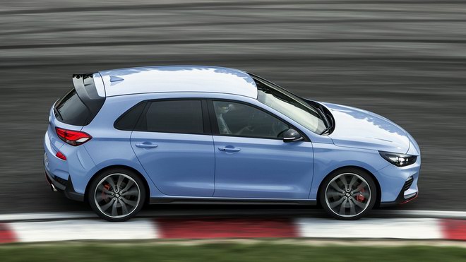 Xe thể thao Hyundai i30 N chốt giá 757 triệu đồng