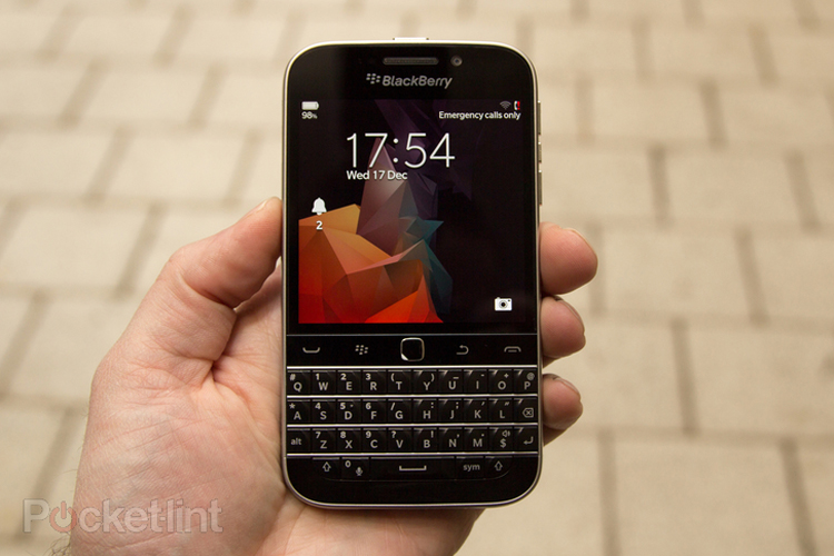 Trên tay điện thoại BlackBerry Classic mới ra mắt