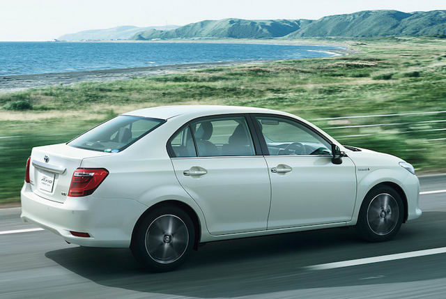 305 triệu đồng mua được Toyota Corolla Axio 2018